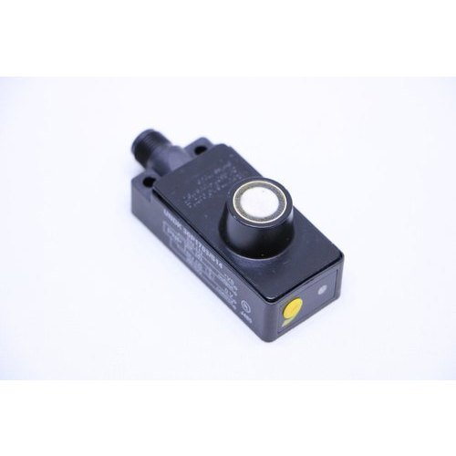 Baumer Ultrasonic Proximity Sensor – EKA Industrial Solutions